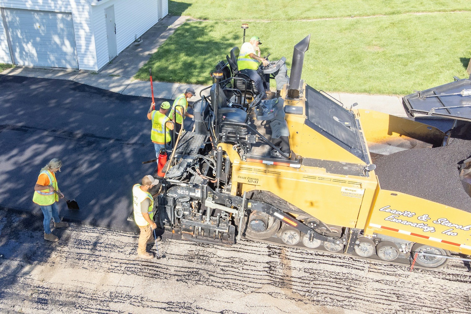 Asphalt Paving Services | Leavitt & Starck Excavating